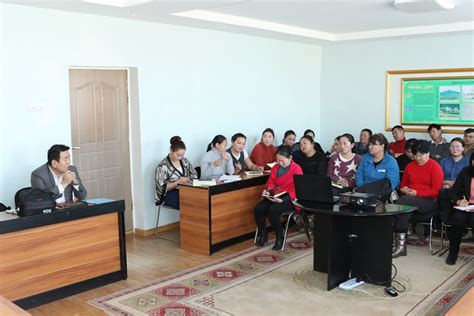 АЙМГИЙН ИТХ ЫН ДЭРГЭДЭХ ИРГЭНИЙ ТАНХИМ ОРХОН СУМАНД АЖИЛЛАВ