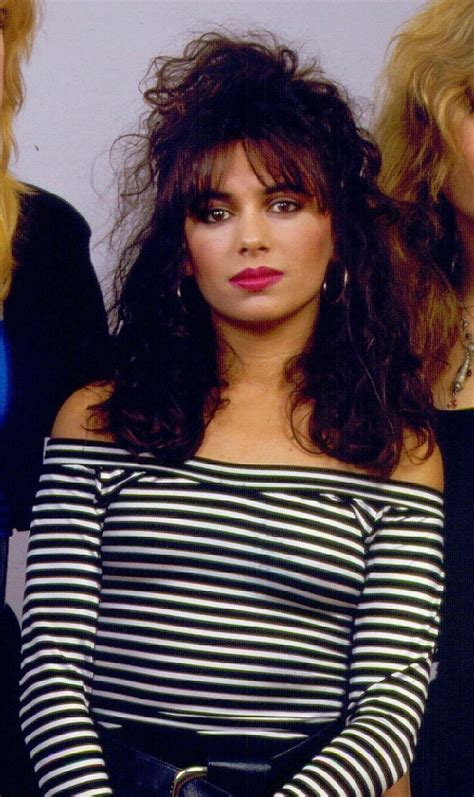 Susanna Hoffs Panosundaki Pin