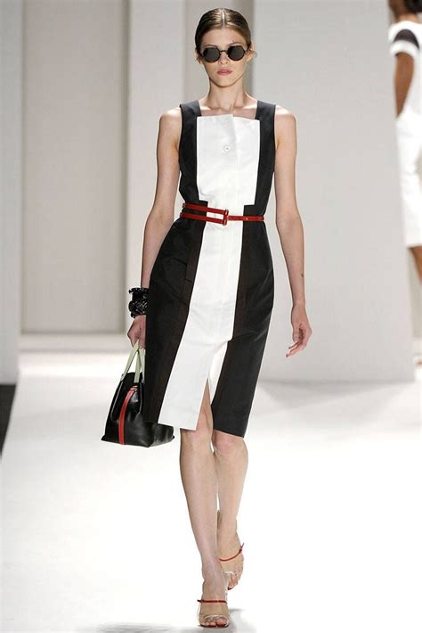 Модные белые платья: 100+ вечерних и повседневных моделей на фото ...