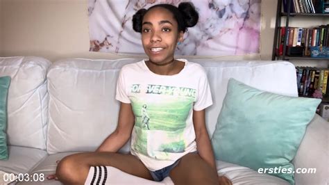 0721 Sweet Petite Gal Is Doing A Self Bondage And Masturbating Intporn Forums