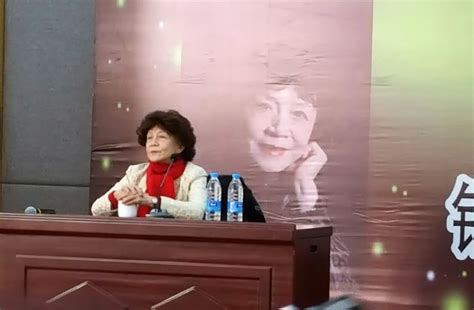 钢琴家鲍惠荞为学生上大师课新闻泰安钢琴培训泰安奇铭钢琴培训中心 钢琴培训学校