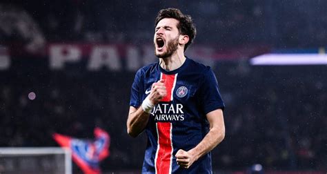 Khvicha Kvaratskhelia Histoire Du Psg