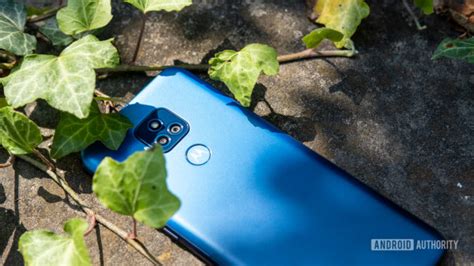 Motorola Moto G Play Review Near Stock Android At A Low Price