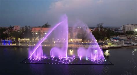 ប្រព័ន្ធ«ទឹករាំ និងភ្លើងពណ៌ប្រវែង១០០ម៉ែត្រនៅព្រែកកំពត បង្កើនទស្សនីយភាពដល់ទេសចរ