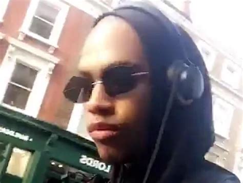 2018 Alien Sighting He Goes By The Name Malcom Sex Rsadboys