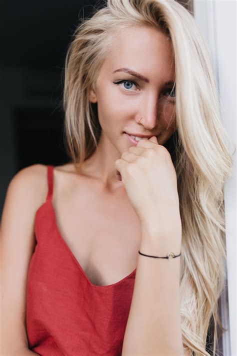 Фотографии на тему «Блондинка — скачивайте бесплатные изображения