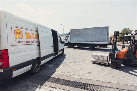 За Нас Maktrend