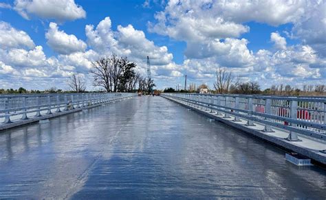 У серпні відкриють рух новим мостом через річку Ірпінь Вечірній Київ