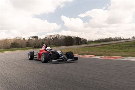 Formation Pilotage F4 Pilotez Une Formule 4 Comme Un Pro