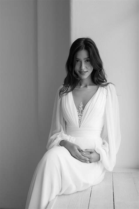 Detachable Sleeves Wedding Dress Long Sleeve Wedding Dress Vintage Wedding Dress Suit Pretty