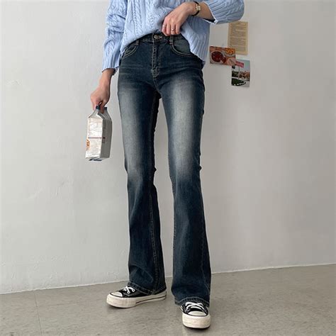 로우라이즈 메타 포인트 워싱 슬림핏 부츠컷 데님 팬츠 청바지