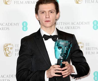 Spider Man Himself Tom Holland Crowned Rising Star As I Daniel Blake