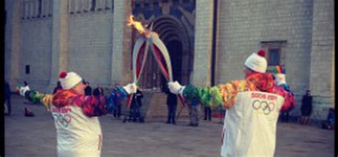 Олимпийският огън угасна край Кремъл Profit Bg