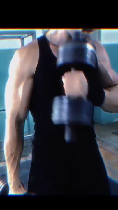 ХУДОЙ ПАРЕНЬ который смог НАКАЧАТЬСЯ Shorts спорт какнакачаться тренировка эдит Edit Youtube