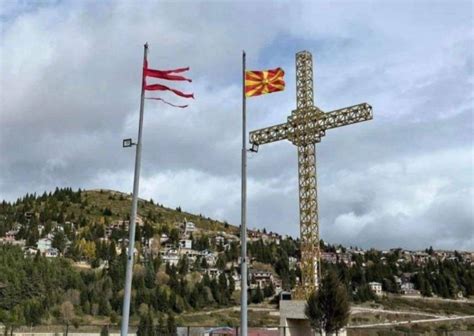 Петнаесетметарски крст на црковен имот на Попова Шапка ДУИ и Беса во меѓусебни препукувања