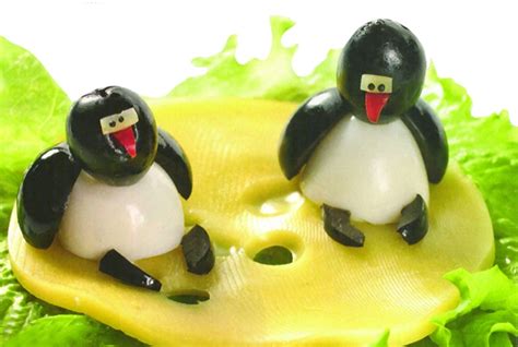 პინგვინები სახალისო ბუტერბროდი კვერცხითა და ყველით მშობლები