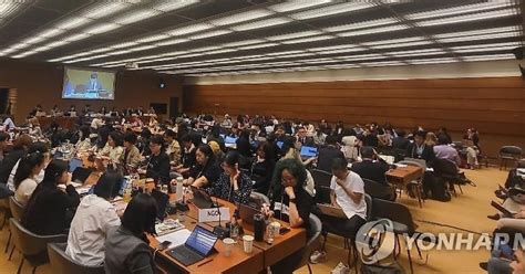 유엔 여성차별철폐위원회 한국 심의 현장