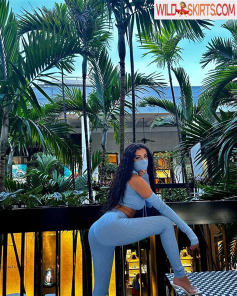 Malu Trevejo Malutrevejo Malutrevejo Nude OnlyFans Instagram Leaked Photo