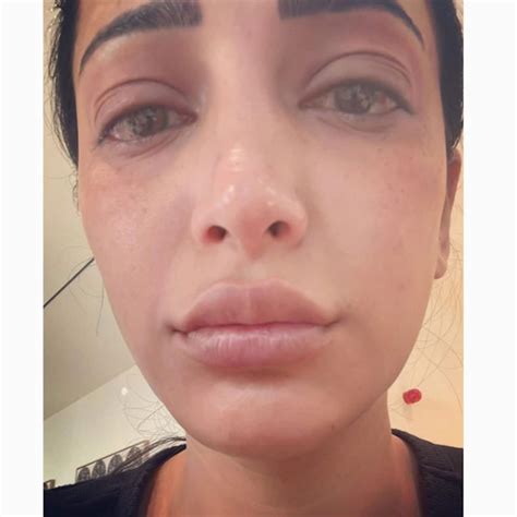 Shruti Hassan Without Makeup Saubhaya Makeup