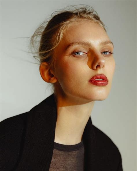 Melissa Voss Instagram Twitter And Facebook On Idcrawl