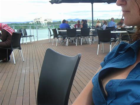Downblouse Nipple Peeks 028 Photo 73 150 X3vid
