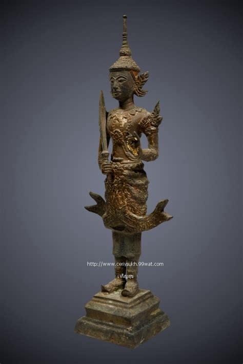 พระสยามเทวาธิราช สร้างโดยสมาคมทหารตำรวจพลเรือน ทตพ พระดีพิธีใหญ่ ปี 2525 ฉลองกรุงรัตนโกสินทร์