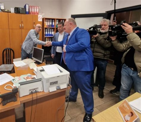 Градоначелник Цветановић посетио лесковачки Центар за социјални рад Град Лесковац