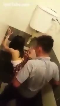 Ngintip Dan Rekam Pacaran Di Kamar Mandi