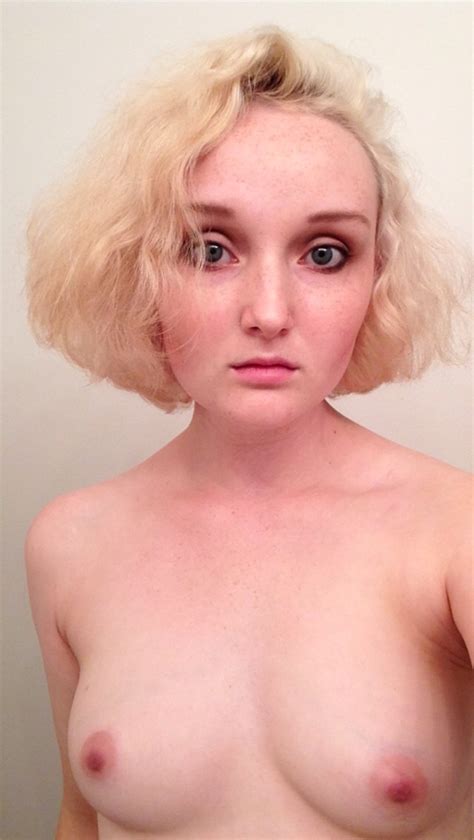 Foto De Blonde Short Hair