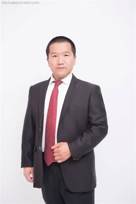鹏程写作学院导师介绍于佳琪 搜狐大视野 搜狐新闻