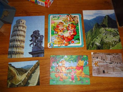 Разни шарени занимания за деца и възрастни Редене на пъзели едно