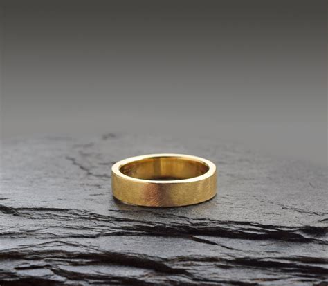 18k Gold Ring 5mm Gold Wedding Band Unisex 18k Gold Etsy