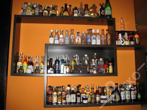 КУХНИ ПО ПОРЪЧКА П ОБРАЗНА КУХНЯ ЗА МАЛКИ ПРОСТРАНСТВА ДЪБ ФЕРАРА ОРАНЖЕВО И ТИТАН