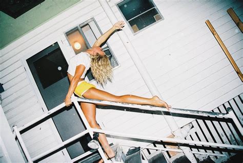 Sally Mustang Topless Photos TheFappening