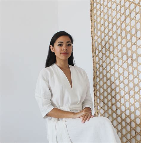 Perjalanan Tasya Talitha Memulai Karier Sebagai Desainer Baju Pengantin Di Kota Paris