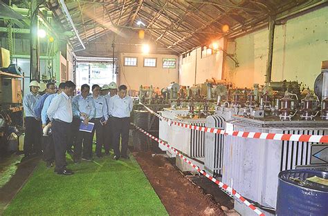 ရန်ကုန်တိုင်းဒေသကြီး အလုံမြို့နယ်ရှိ ပစ္စည်းသိုလှောင်ရေး စတိုနှင့် ဓာတ