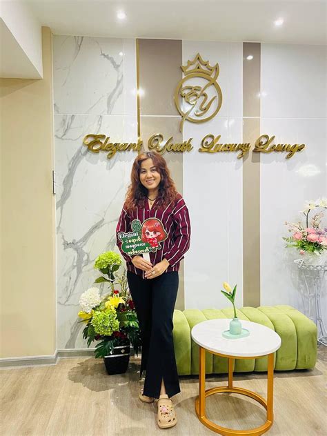 Elegant Youth Luxury Lounge