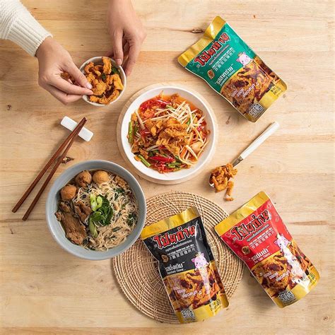 โป๊ยก่าย หมูสองชั้นสไลซ์ทอดกรอบ หมูทอดกรอบ เคี้ยวเพลิน กินกับอะไรก็อร่อย เห็นแล้วหิว ท้าให้ลอง