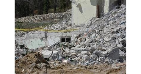 Повдигнаха обвинения за смъртта на четири лица при срутването на хотел Вероника