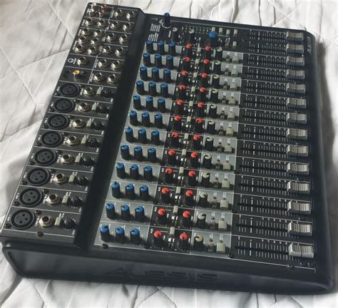 Alesis Multimix 16 Firewire