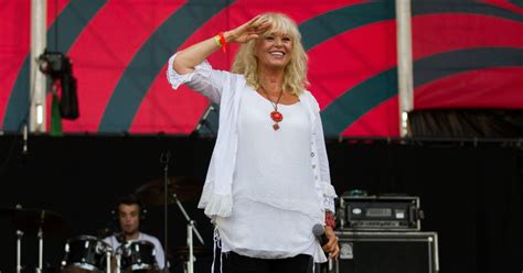 Index Kultúr Csepregi Éva Megkapta A Magyar Érdemrend Lovagkeresztjét