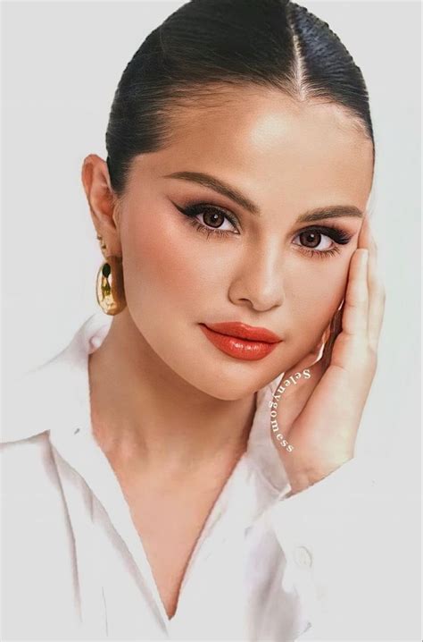 Selena Gomez In 2025 Selena Gomez Selena Gomez Makeup Selena Gomez Cute