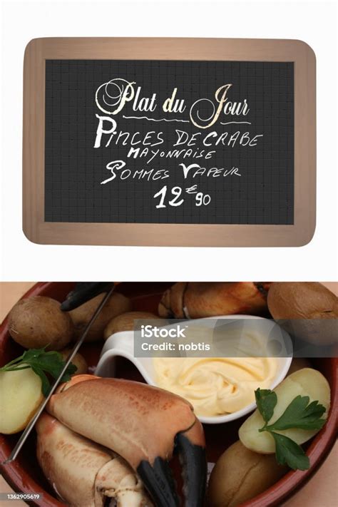 마요네즈와 삶은 감자 슬레이트 메뉴가 있는 게 발톱과 유로 가격 0명에 대한 스톡 사진 및 기타 이미지 0명 가격표 게 Istock