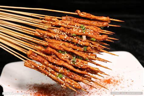 烧烤鸭肠摄影图 传统美食 餐饮美食 摄影图库 昵图网