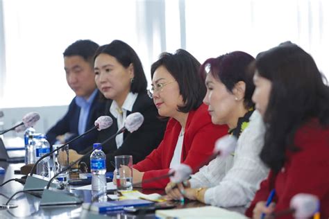 Vip76 Mn Эмэгтэйчүүдэд эрх зүйн орчин хөнгөлөлттэй зээл дутагдаж байна