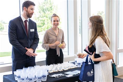 School Of Business Hosts Recruiting And Networking Event Lee University