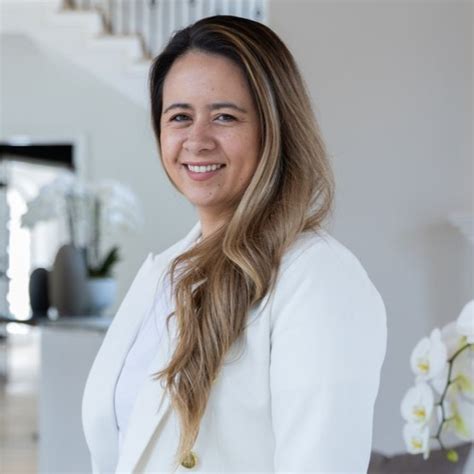 Nicole Ruccolo Mba Real Estate Agent Compass