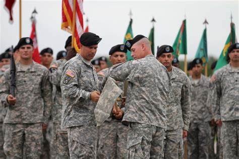 4th Meb Cases Colors At Inactivation Ceremony Article The United States Army