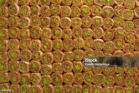 땅콩을 곁들인 터키 사막 바클라바 휴일피스타치오 또는 라마단 전통적인 중동 맛 0명에 대한 스톡 사진 및 기타 이미지 0명 꿀 달콤한 음식 Istock