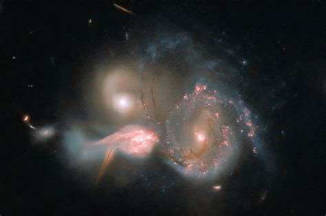 Nasas Hubble Space Telescope Observes Three Merging Galaxies On